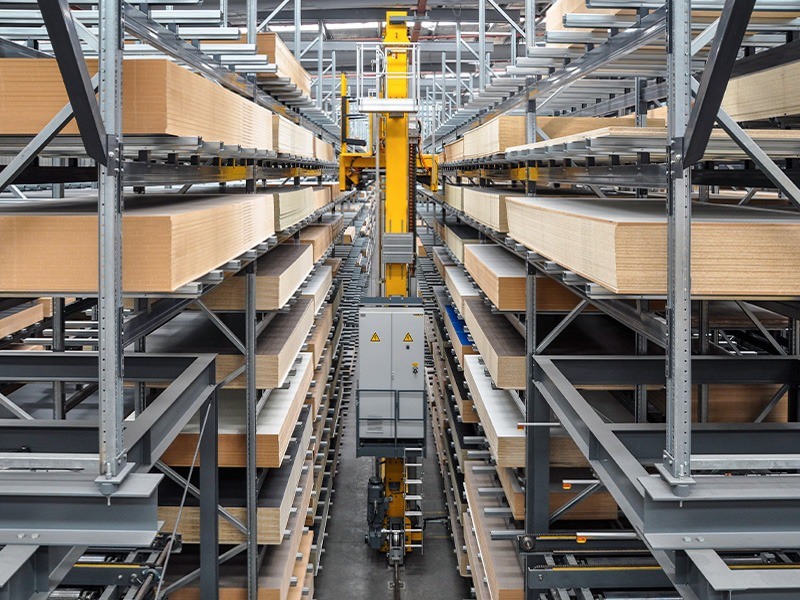 Automated Warehouse With Robotic Picking System